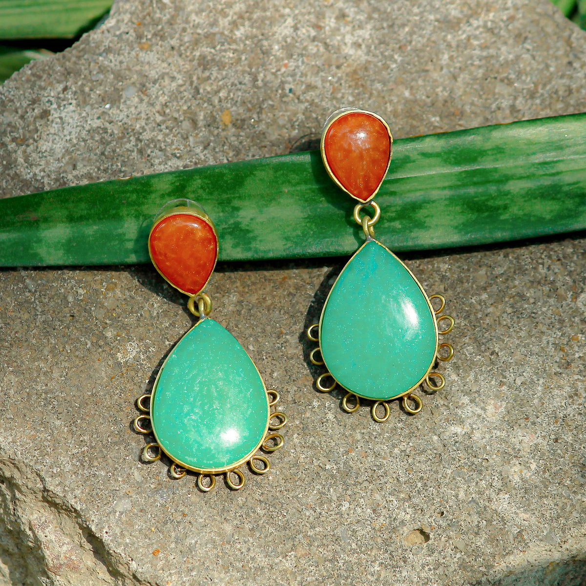 Vibrant Coral Drop Earrings – The Earth Store